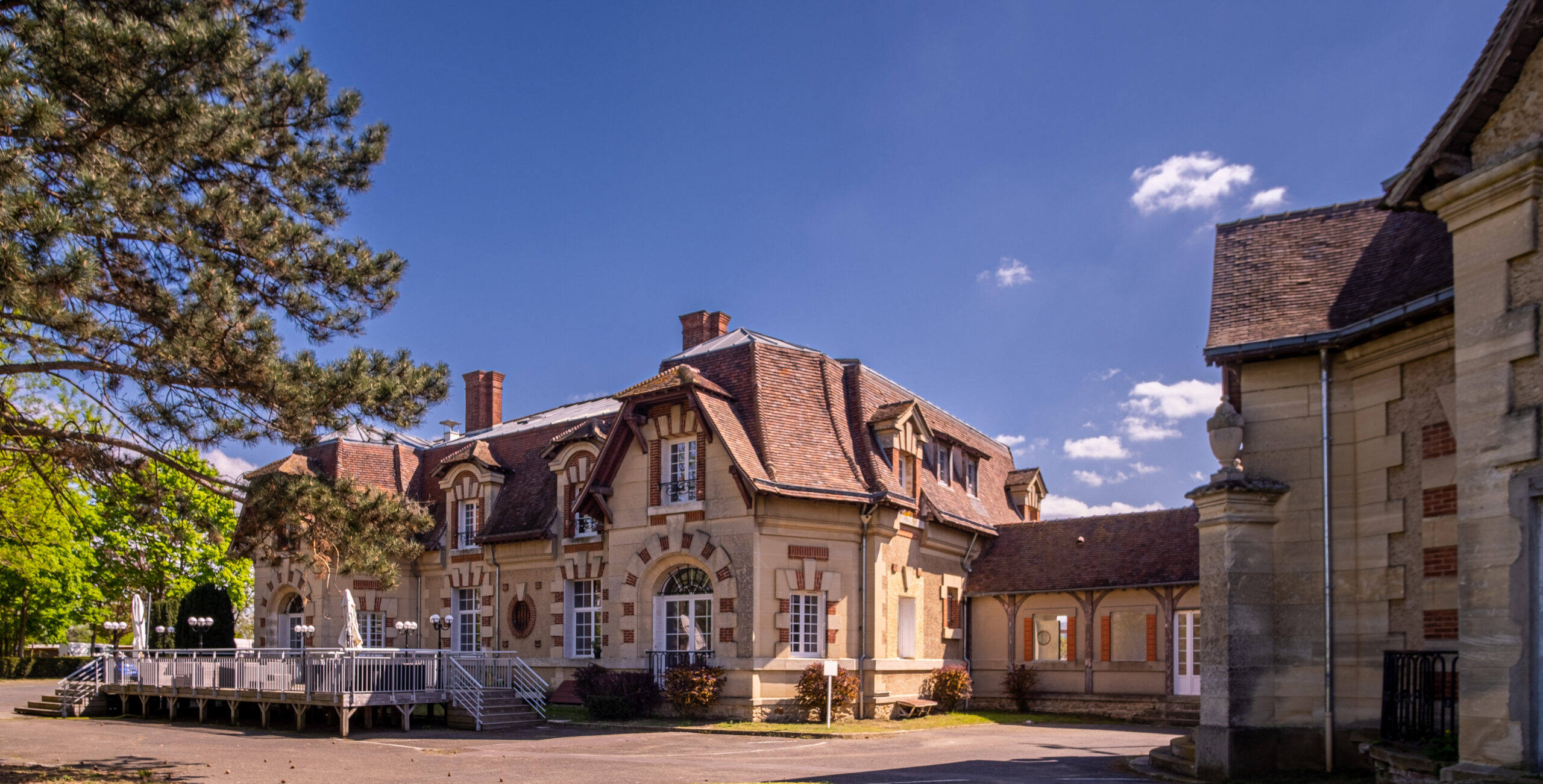 Elise Bonifas - Château Éphémère : Château Éphémère